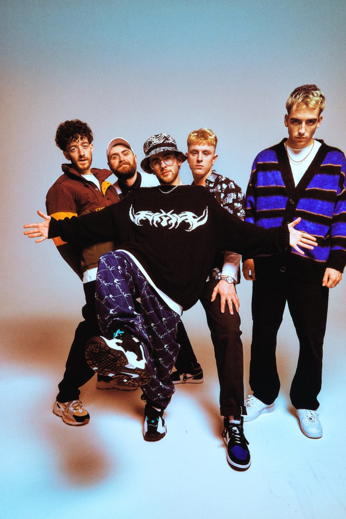 Introducing Easy Life’s first single, ‘Daydreams’ from their debut ...