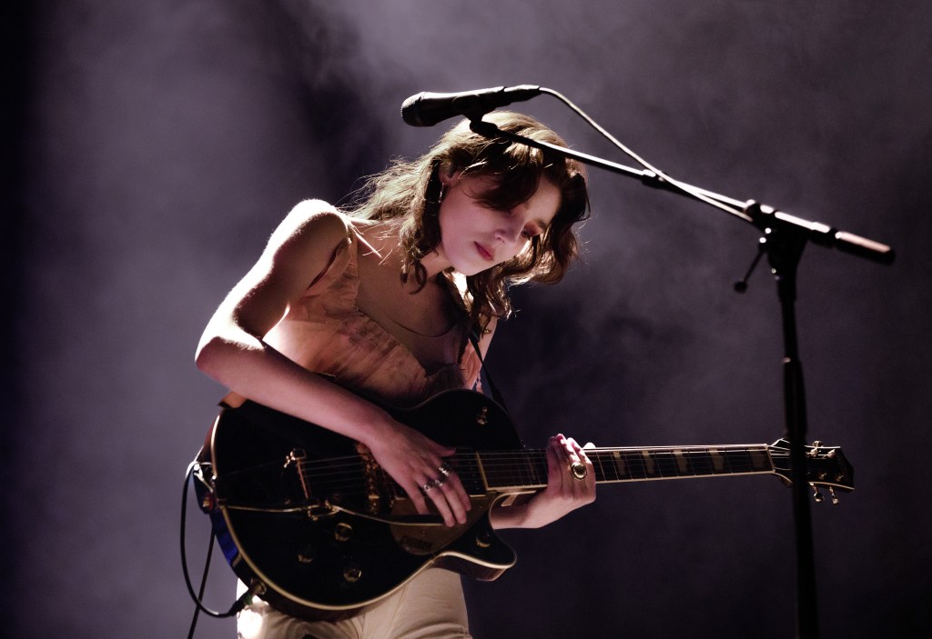 Live Review & Gallery | Birdy @ Hammersmith Apollo, London - Clunk Magazine