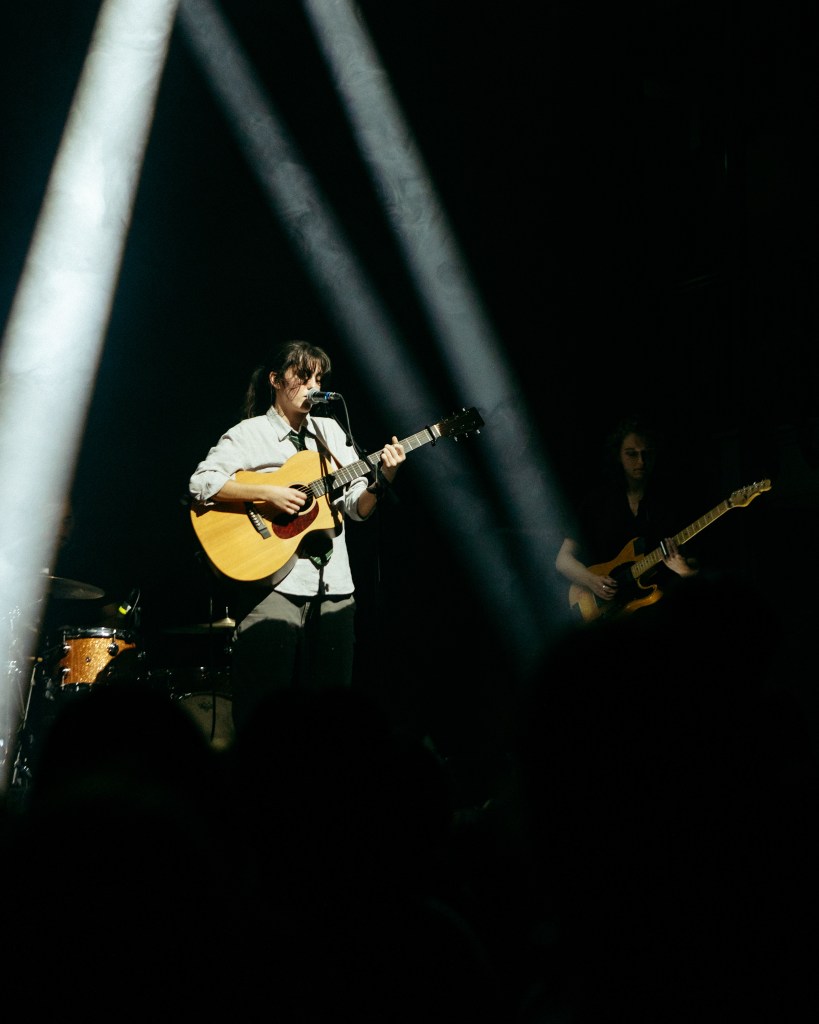 Live Review + Gallery | Searows @ Hoxton Hall, London - Clunk Magazine