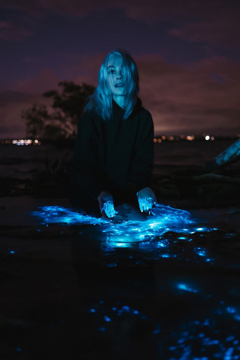 Phoebe Bridgers Announces Tour With Support From Alex G And Isaac Wood ...